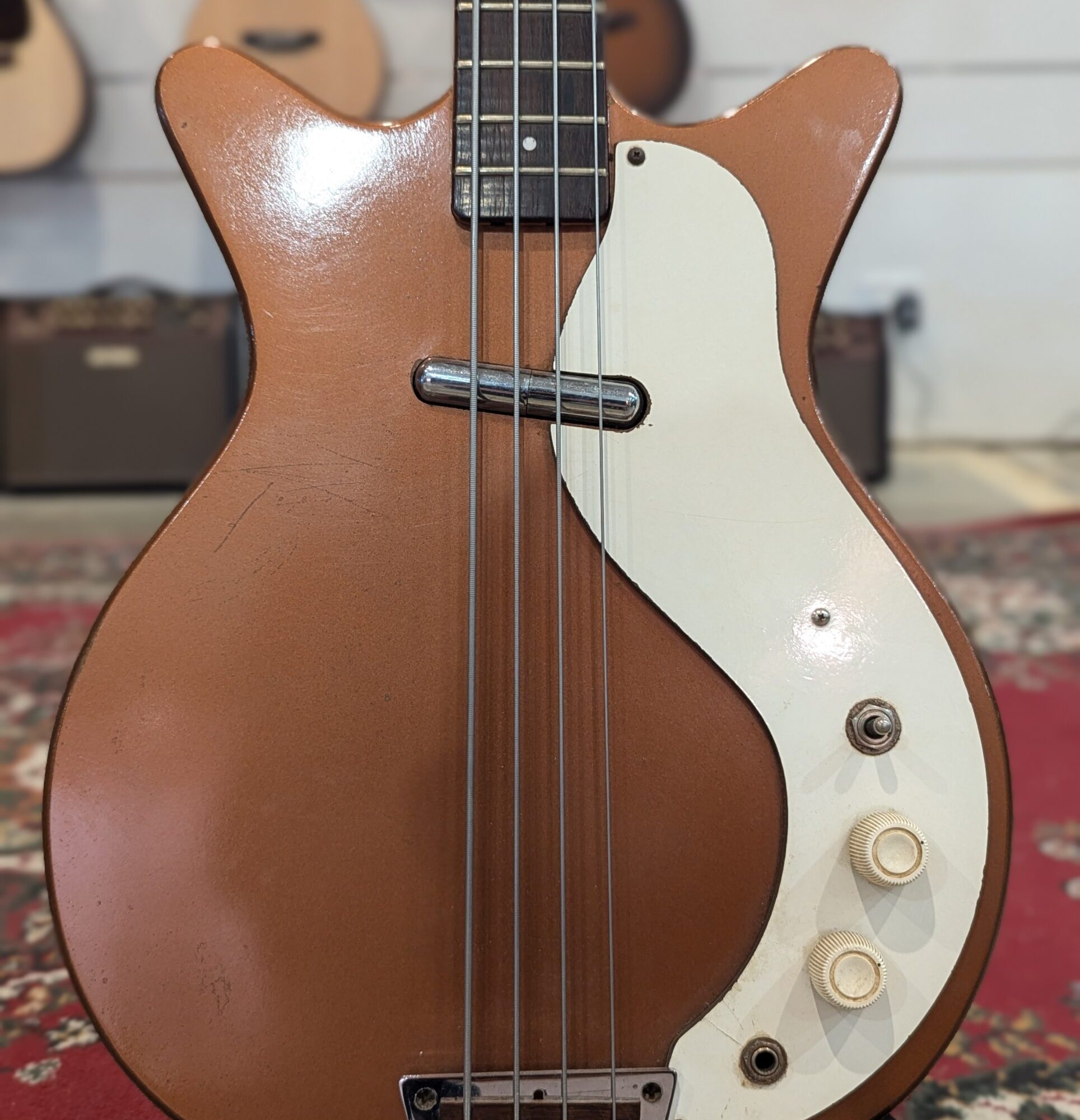 1964 Danelectro DC-1 Shorthorn Bass Bronze OHSC - World of Music